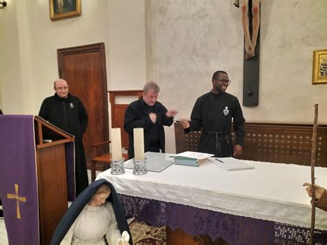 Daniel Gamboa Renova Votos Temporários Em Nápoles Passionistas De Portugal