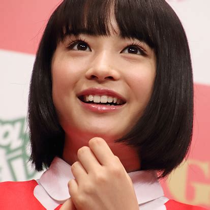 広瀬すず、ボブスタイルの流行拡大「ニュースで見ました。私はずっとこの髪型なんです」 Peachy ライブドアニュース