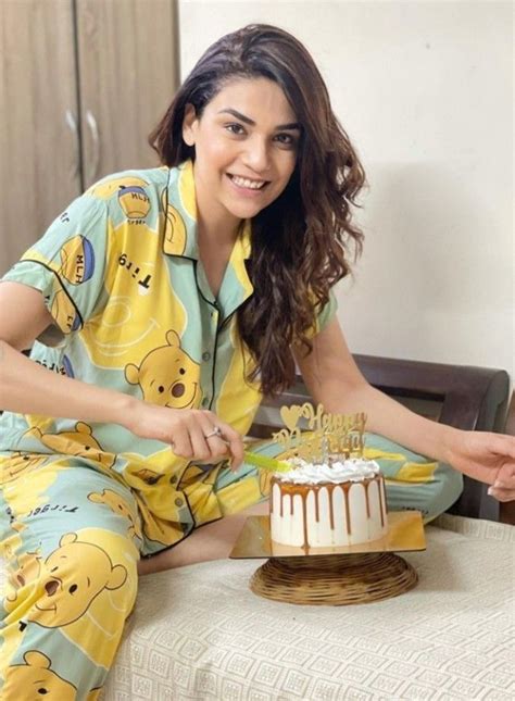 Pin By Katiana Jc On Srishti Bollywood Celebrities Cute Actors