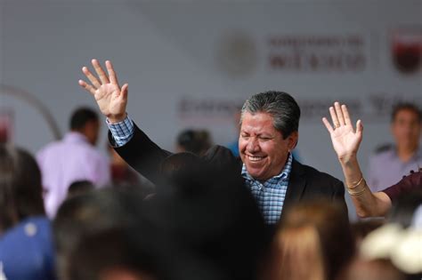 CON UNIFORMES Y ÚTILES ESCOLARES INICIA PROGRAMA EDUCACIÓN PARA EL BIENESTAR Revista Malinali