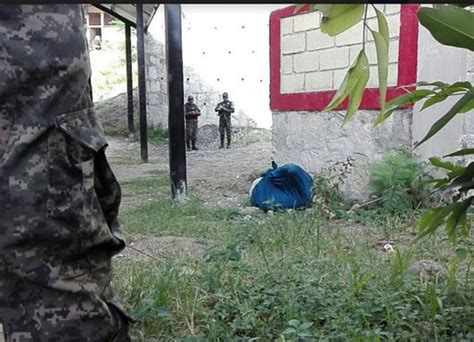 En La Cancha De Una Escuela Capitalina Encuentran Un Cuerpo Encostalado