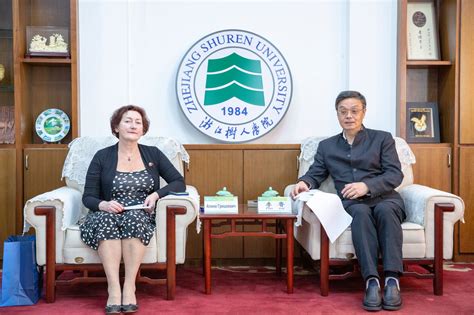 李鲁校长接受白俄罗斯国家通讯社采访 浙江树人学院人文与外国语学院