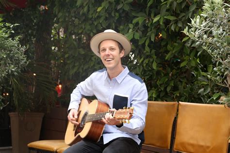 Meet Jon Maclennan Voyage La Magazine La City Guide