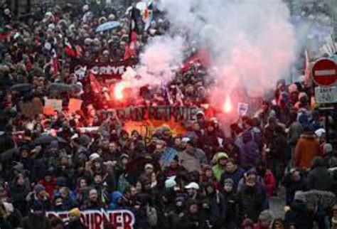 French Workers Deepen Fightback Socialist Workers League