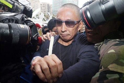 导演钮承泽性侵助理被判4年曾指导舒淇床上拍戏强吻张钧甯 邱承泽