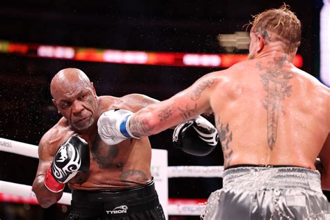 Netflix Sued Over Glitchy Jake Paul Vs Mike Tyson Fight
