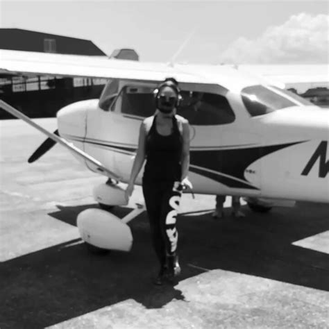 Elina Lee De León On Linkedin Last Year For My 30th I Flew And Landed A Plane This Year For