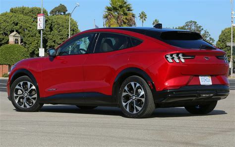 Comparison Ford Mustang Mach E Premium 2021 Vs Volkswagen Id4