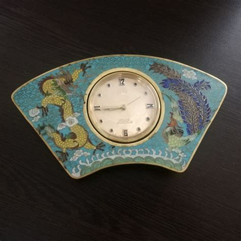 کمدا قیمت و خرید ساعت کوکی قدیمی رنگ مختلف سایز متوسط