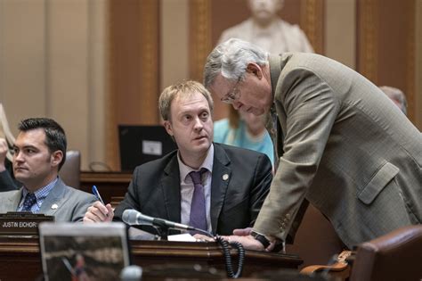 Gop State Sen Justin Eichorn Arrested On Suspicion Of Soliciting Sex