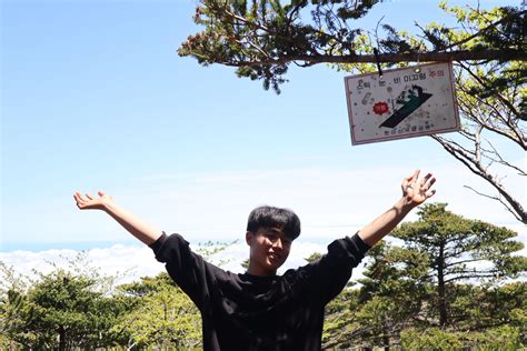 동백을 품은 한라산 사진전 동백작은학교