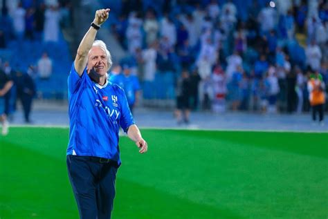 علاقه ژرژ ژسوس به تمدید با الهلال مذاکره می‌کنیم ورزش سه