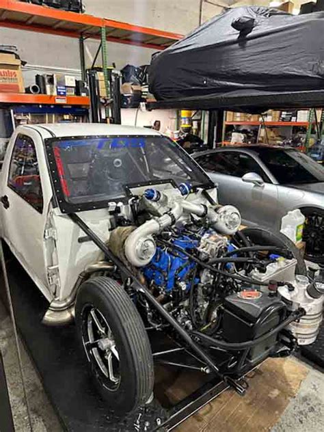 Twin Turbocharged L Duramax Engine Engine Builder Magazine