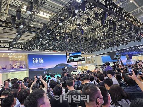 르포 中 전기차시장 살아있네”byd·샤오미에 구름 인파