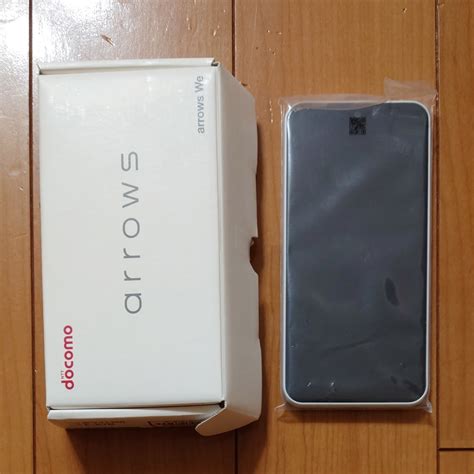 Arrows Simロック解除 F 51b ホワイト Arrows We｜paypayフリマ