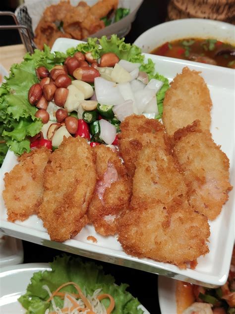 ร้านชื่อ จิบเจริญนะคะ 🥰 แกลเลอรีที่โพสต์โดย กินแหลก ไม่อวย Lemon8