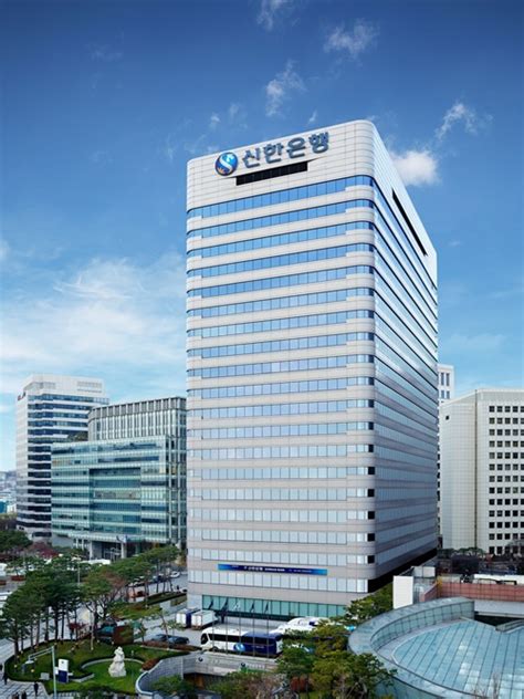 은행가 이모저모 Ibk·신한·하나블룸버그 양성평등지수 편입→이디야커피 업무협약