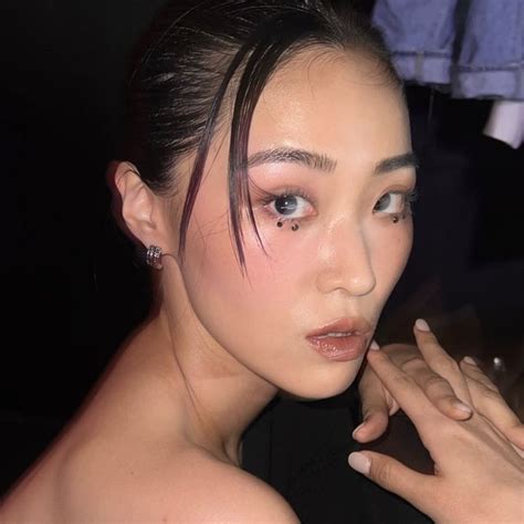 Han Seul Hseull Threads Say More