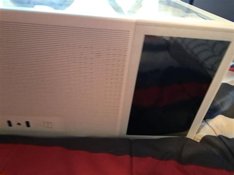 I Need Help Trying To Take Off The Glass Panel Off This Gaming Pc R