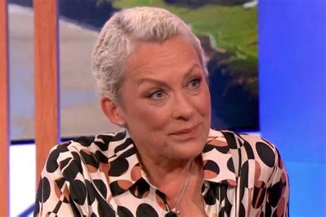 Sarah Beenys ‘resilience As She Moved Into Caravan With Dad After