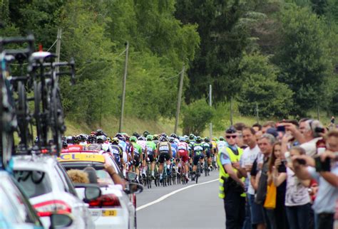 Sur Les Traces Du Tour De France En Version Touriste