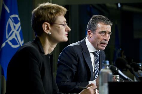 Nato Photo Gallery Monthly Press Briefing By The Nato Secretary