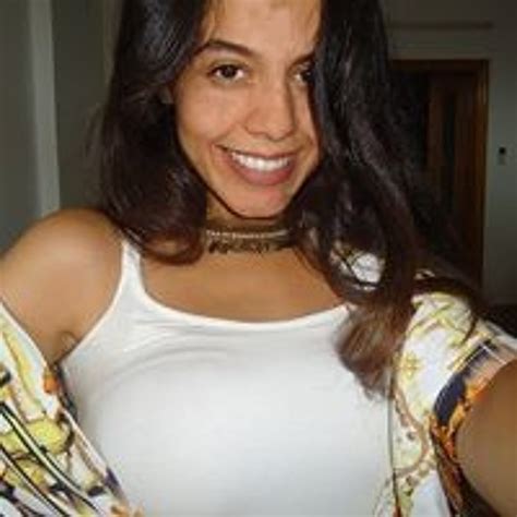Stream Emna Mtiraoui Music Listen To Songs Albums Playlists For