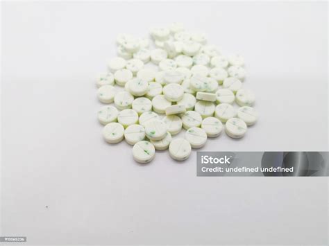 약물 치료 및 건강 관리 개념입니다 많은 라운드 Chlorpheniramine 4 Mg 비 염 두 드러 기 등 알레르기의 증상의