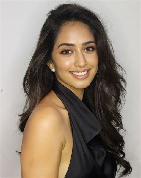 Sini Shetty Bio Age Height Wiki Models Biography