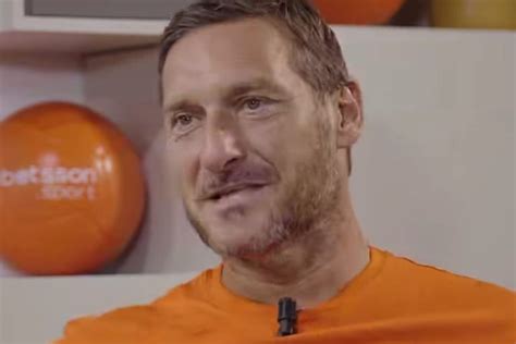 Totti Il Toccante Ricordo Delladdio Al Calcio Unemozione Incredibile