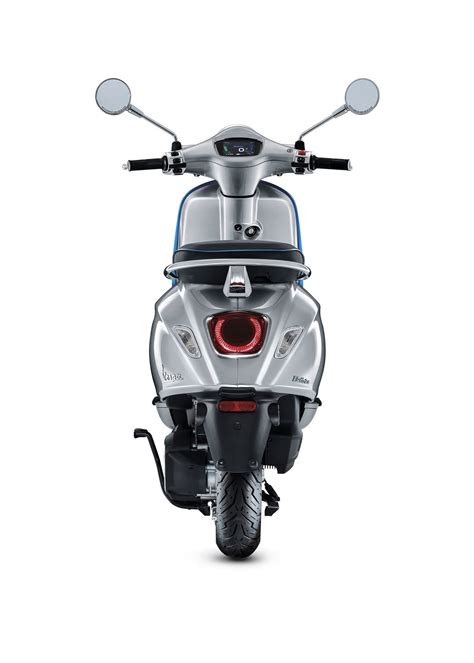 Motorrad Vergleich Vespa Elettrica Vs Vespa Primavera