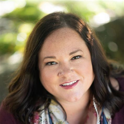 Heidi Anglin Virtual Assistant Pink Oatmeal Linkedin