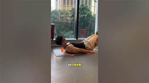 内内内！最讨厌这种告诉你腹肌不用练结果自己偷偷疯狂练的人！ 健身干货 健身教学 悬垂举腿 仰卧举腿 腹部训练 Youtube