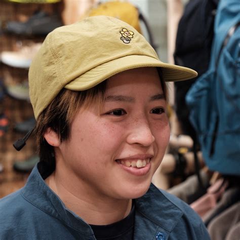 Sunny Cap（刺繍が可愛いキャップ）【halo Commodity】 Sankaku Stand