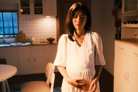 Hoà Minzy Và Erik Làm Cameo đặc Biệt Trong Mv Đức Phúc 80 Là Cảnh