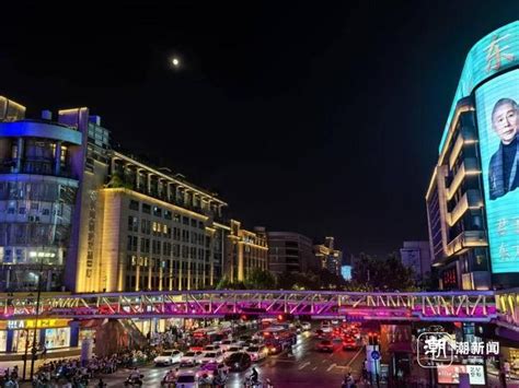 不少人已在准备当中秋遇上超级月亮这些赏月新场景受欢迎 极目新闻