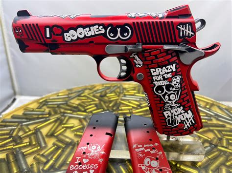 Deadpool Guns