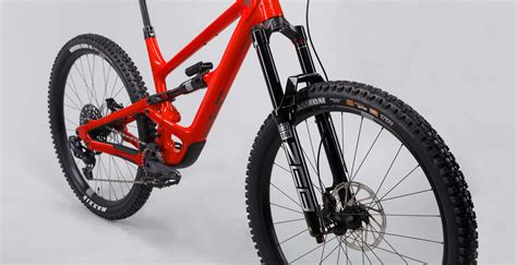 Core 3 Capra Bikes Products YT Industries