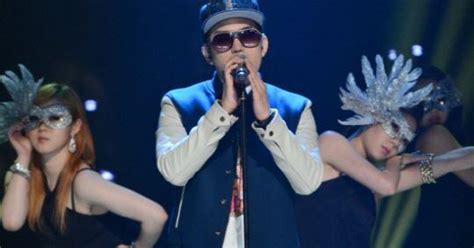 범키 마약 투약 술만 마셨을 뿐 전면 부인vs증인 2달에 한번 마약 투약