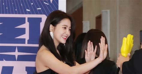 포토 예리 건강한 미소