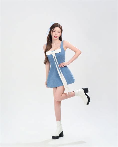 壁纸 女孩 性感的 4915x6143 Qtaro1981 2340540 电脑桌面壁纸 Wallhere 壁纸库