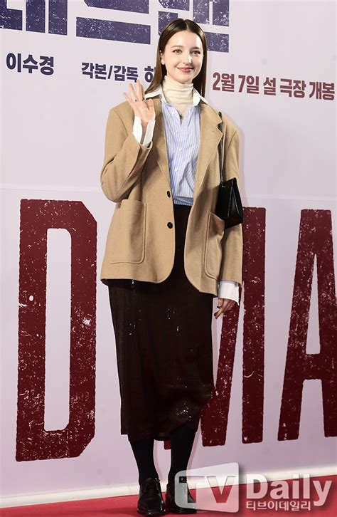TD포토 안젤리나 다닐로바 인형 미모
