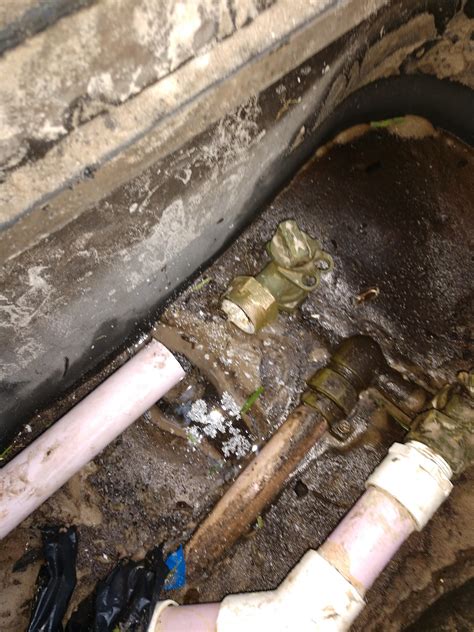 How To Remove A PVC Thread That Broke Off In A Metal Female Thread R Plumbing