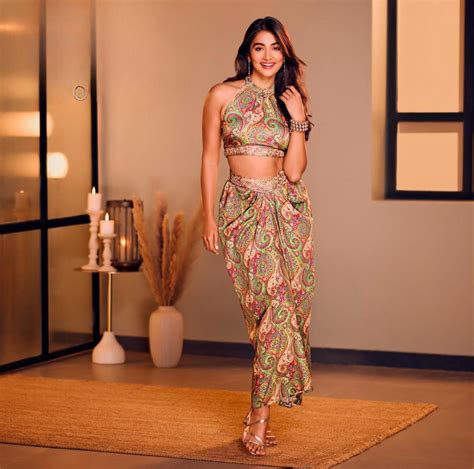 Pooja Hegde Starts Shooting For Thalapathy 69 In Chennai The Pioneer