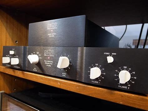 Mark Levinson 마크레빈슨 명기 No 26sl 프리엠프 입니다 Rca버젼 포노모듈 Ending