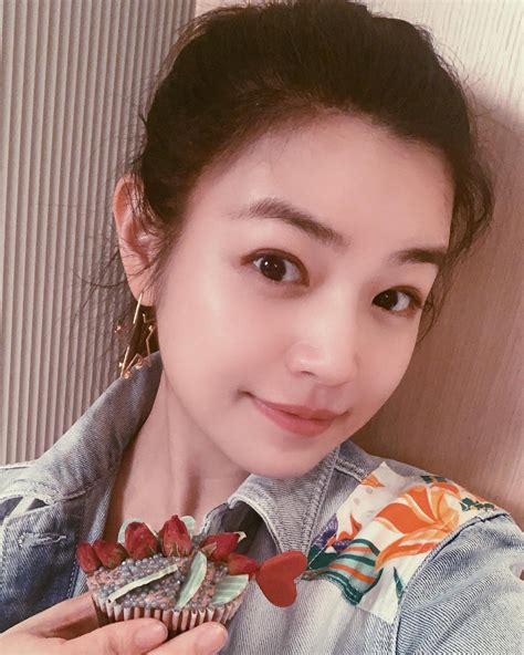 陳妍希離婚｜陳妍希與老公陳曉宣布離婚！ 8年婚姻告終：「今後各自安好」 Uhk 港生活