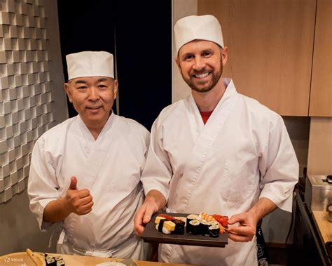 2 Hour Join In Tokyo Class By Sushi Making Class With Professional Chef