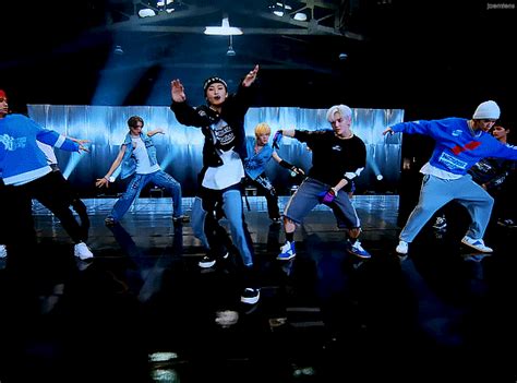 G̶̛͈l̵͚̈́i̵͖͂t̸͙̓ċ̵̦h̶̲͆m̵͈̕ǫ̸̉d̷̛̟e Nct 127 2 Baddies Performance
