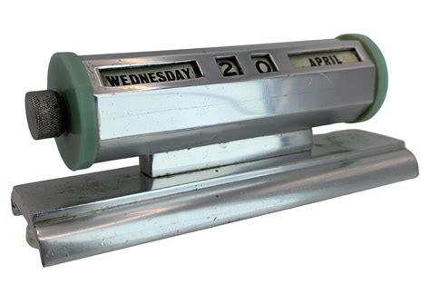 Art Deco Perpetual Desk Calendar In Chrome And Bakelite 1920s For Sale