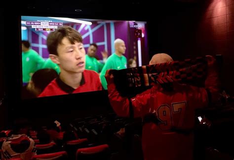 월드컵 포기하지 않고 단 한골 만이라도 역전 노리는 붉은 악마들 파이낸셜뉴스